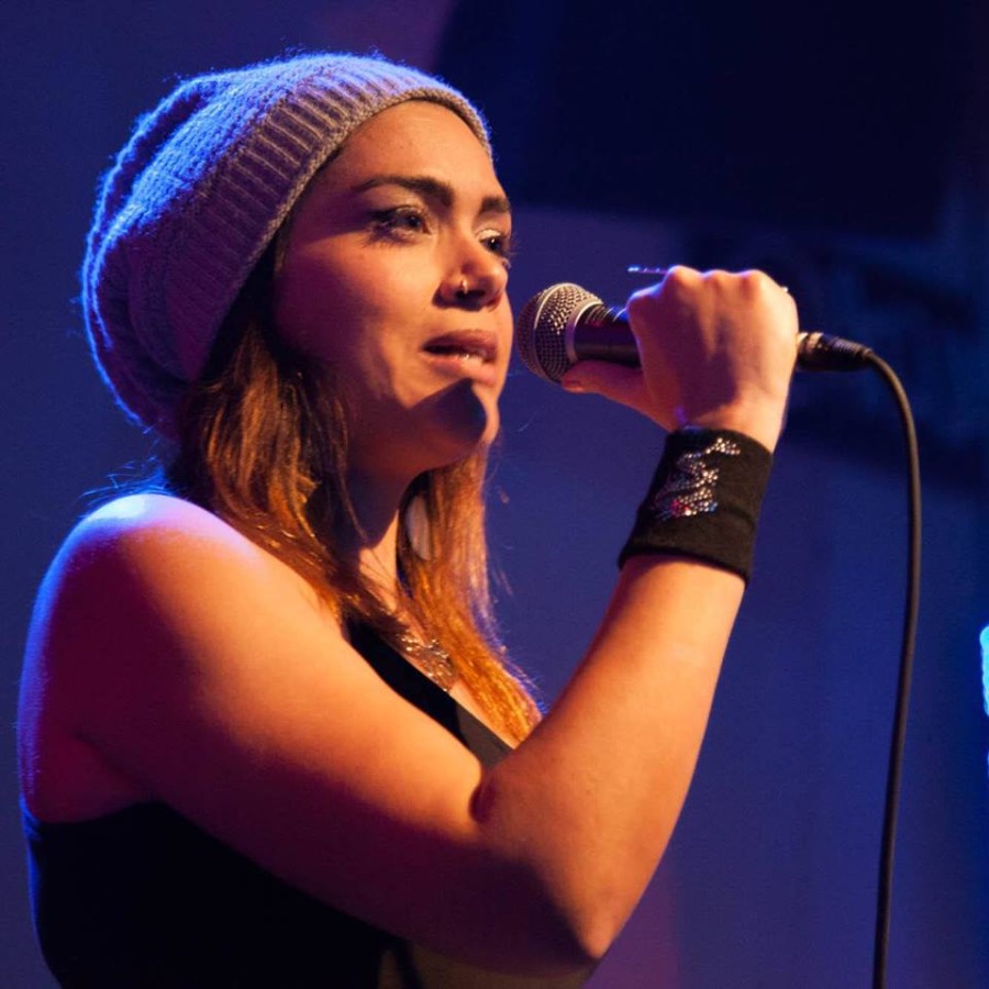 Faye @ Ιστορίες με Αγρίους